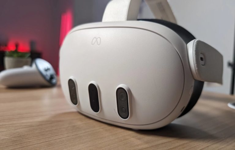 Top 5 Standalone VR Headsets of 2024: Guide and Comparison